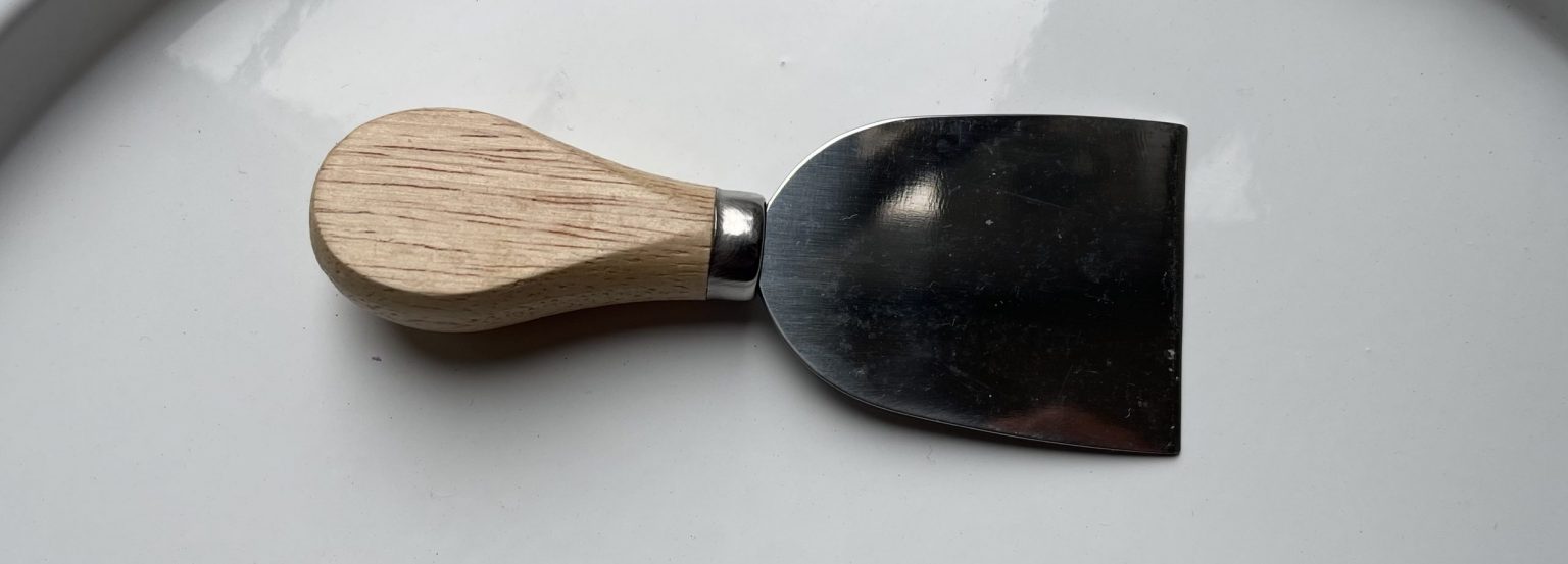 What are the Different Cheese Knives For? | Savery Grazing
